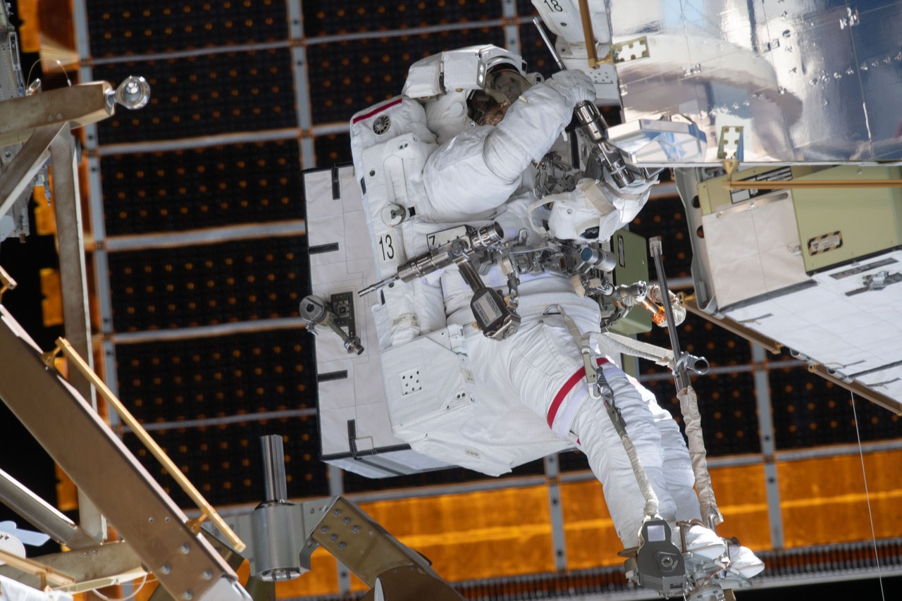 Christina Koch and Jessica Meir: The Stellar Women of the ISS – WIRED ...